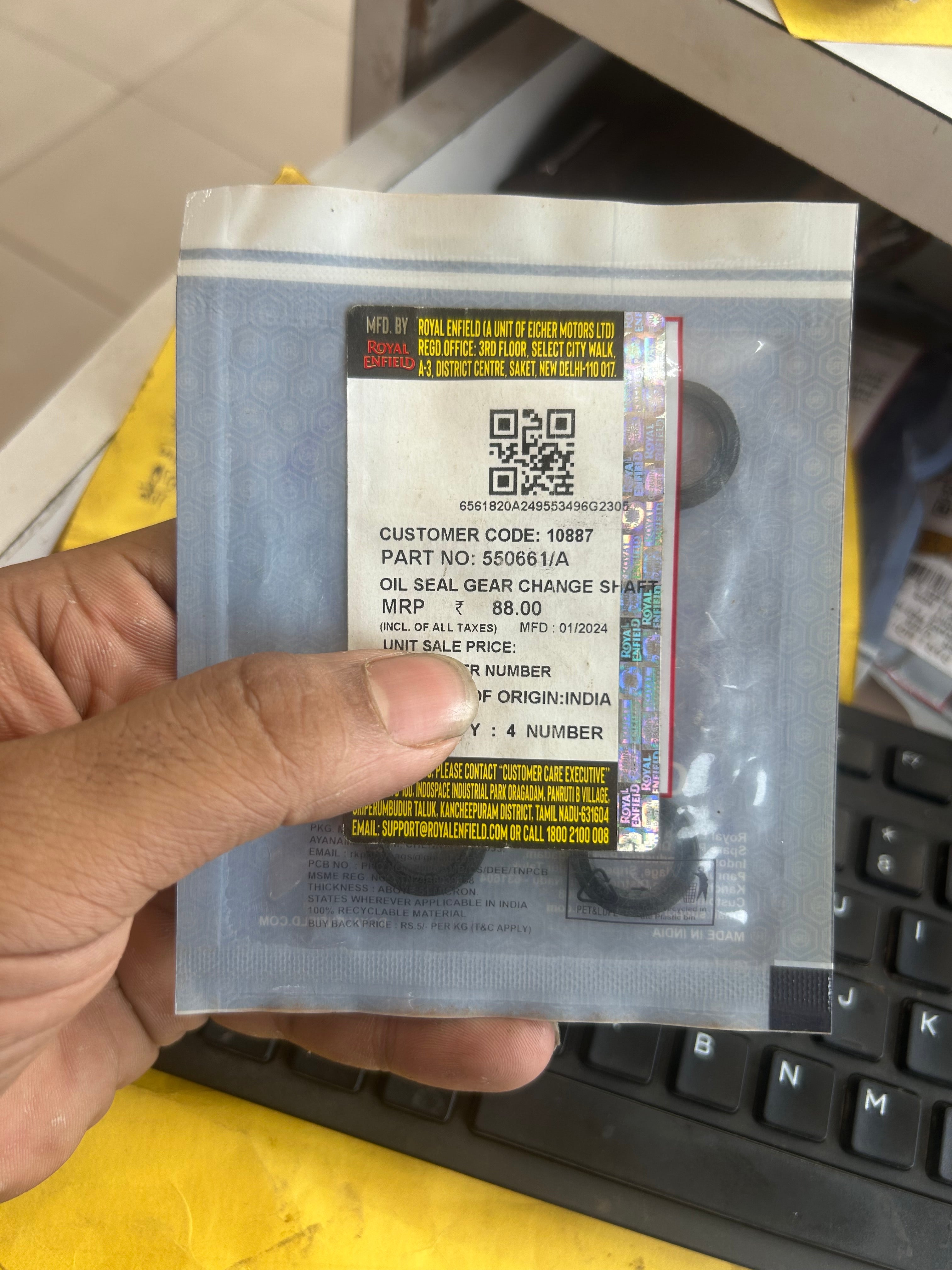 Royal Enfield 550661/A Gear Change Shaft Oil Seal – OEM Classic ...
