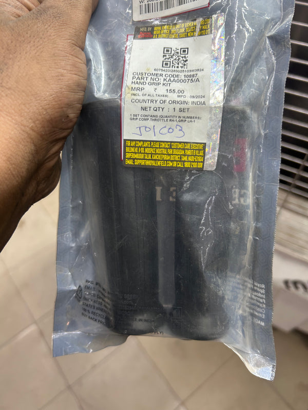 Royal Enfield KAA00075/A Hand Grip Kit – Meteor, Hunter, Reborn ...
