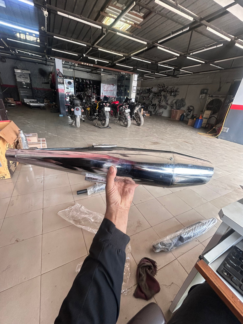 SILMEN Dolphin Exhaust for All ROYAL ENFIELD Models GLASS WOOL – UNDER ...