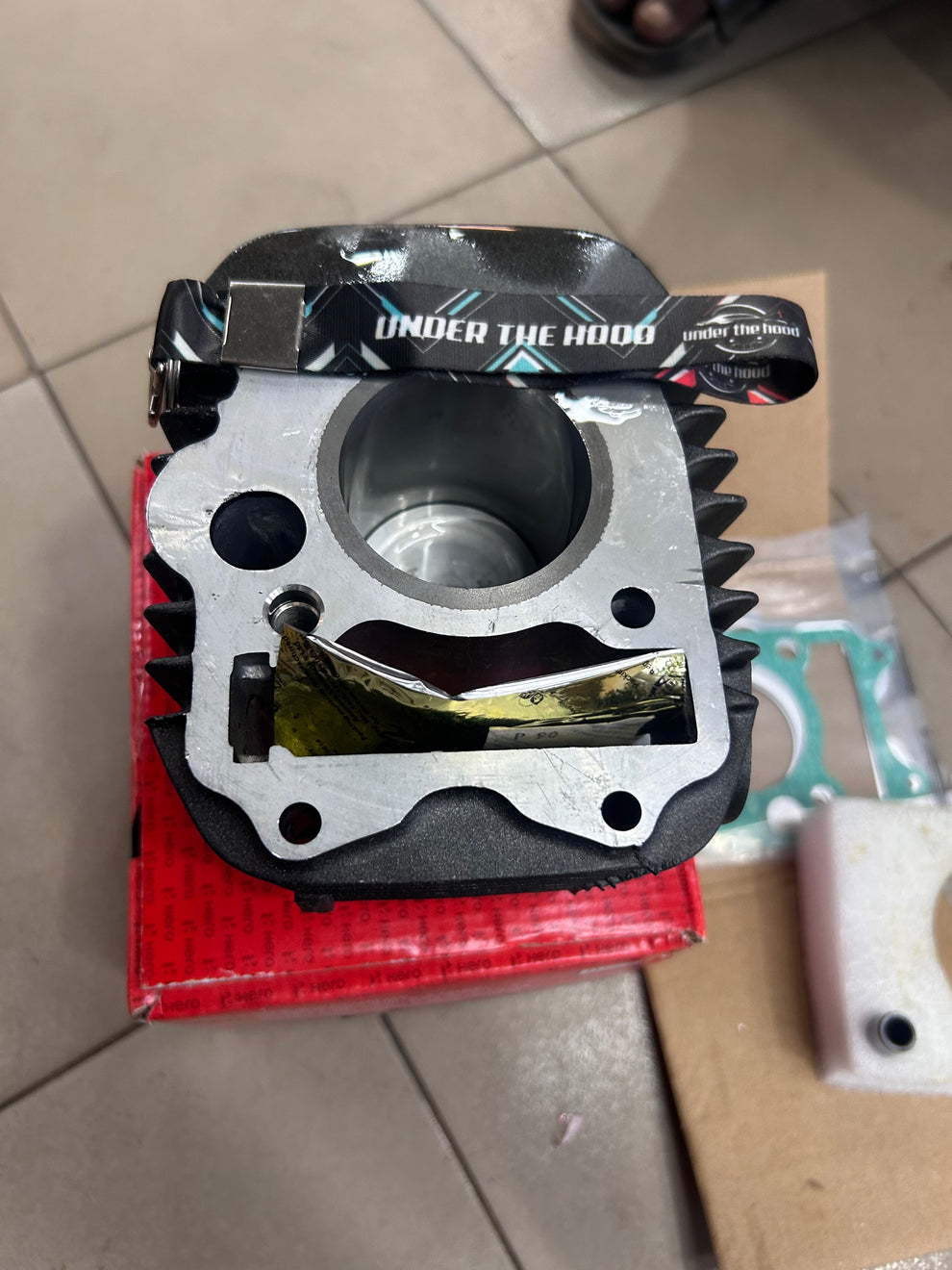 Hero Cylinder Kit 21K201S – Glamour / Super Splendor OEM – UNDER THE HOOD