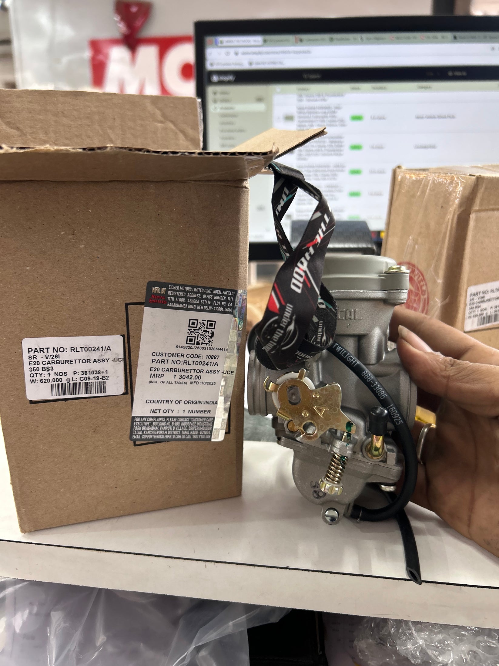 Carburettor BS29 for Classic/Std 350 BS3 – RE OEM – UNDER THE HOOD