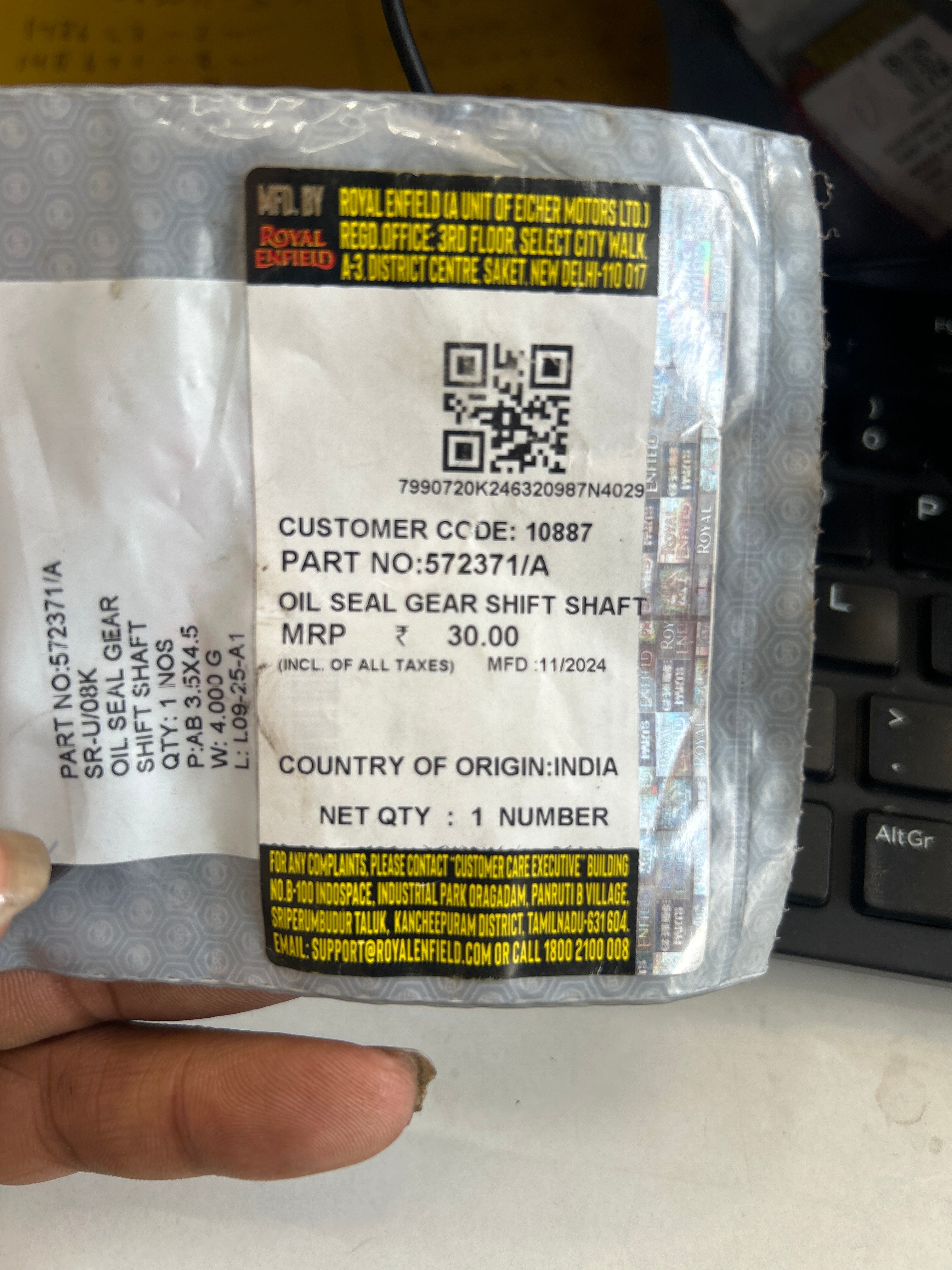 Gear Shift Shaft Oil Seal 572371/A – Royal Enfield UCE Models – UNDER ...