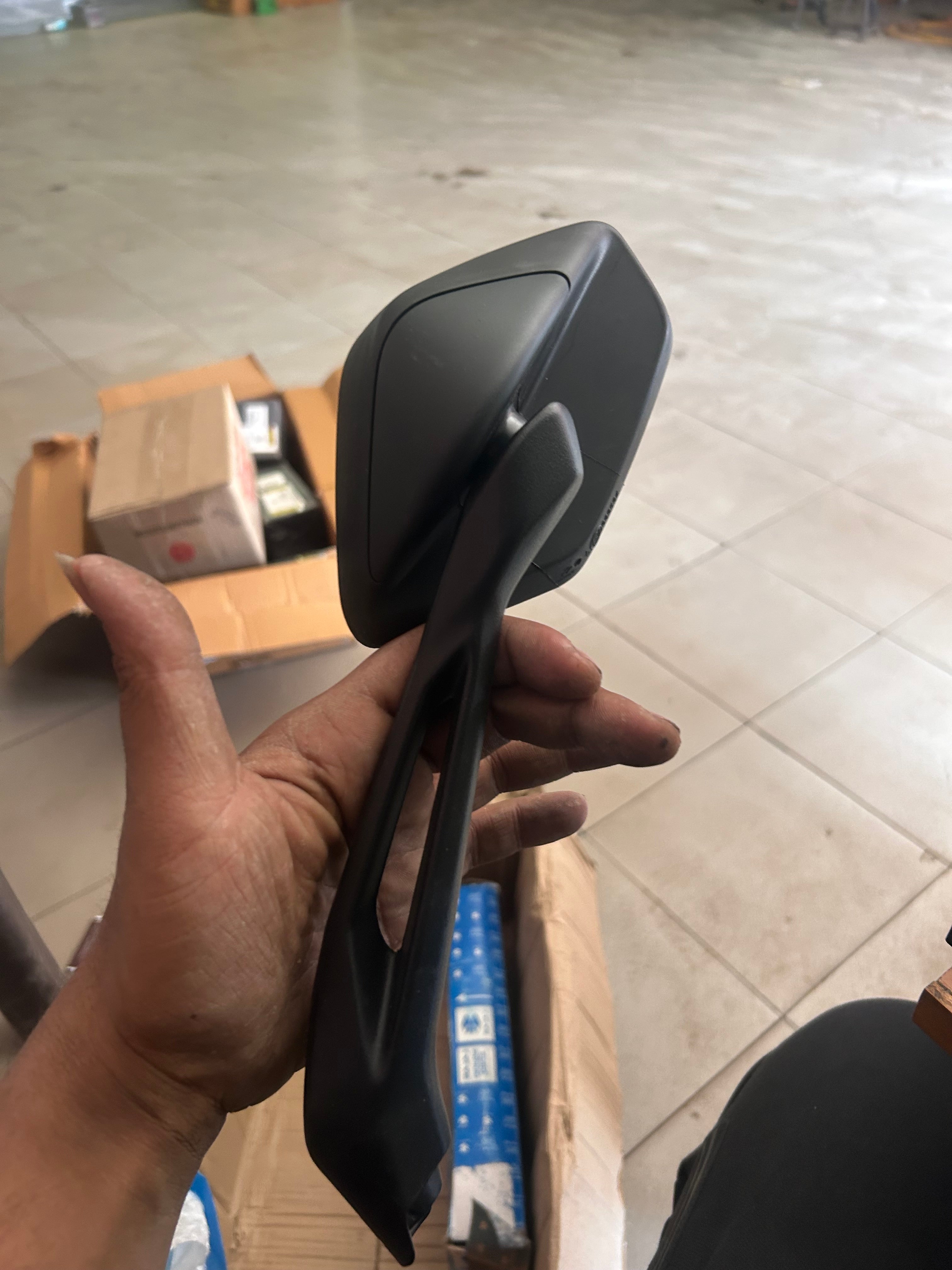 Bajaj JF231608 – Left Side Rear View Mirror (LH) for Bajaj Dominar 400 ...